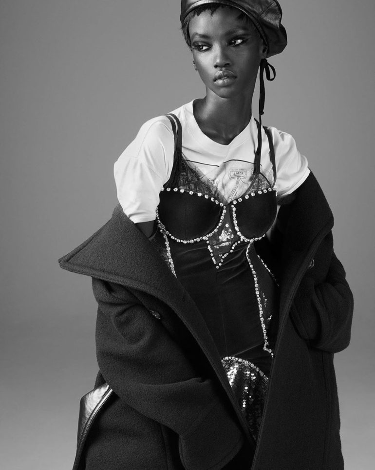 #HerStory：一張不經意的逆天美照，成為模特 Anok Yai 的成名開端 - The Femin