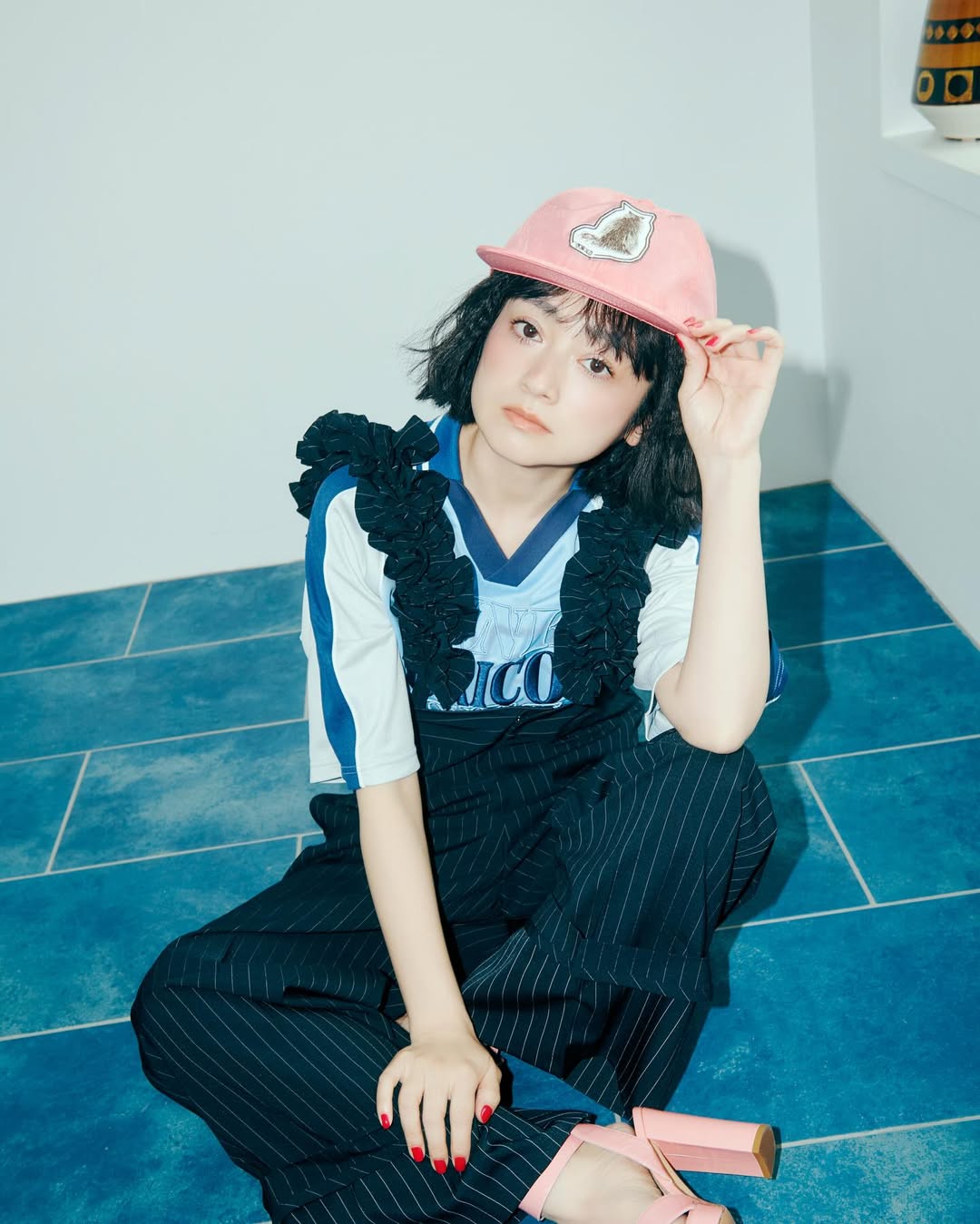 最近被安達祐實這組照片可愛到，原來是為自家服飾品牌 Torico 擔任模特 - The Femin